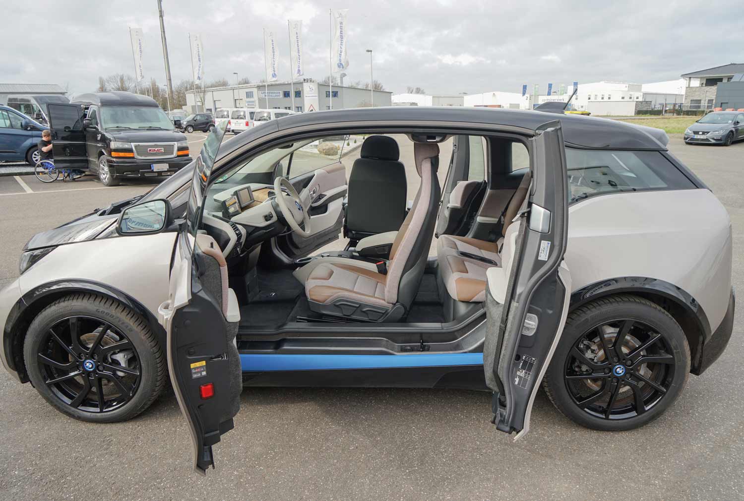 Behindertengerechter BMW I3 S - Automobile Sodermanns